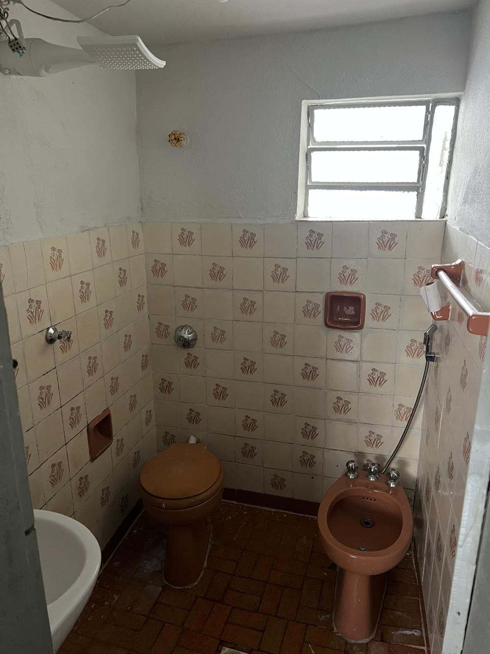 CASA COM SALA, QUARTO SUÍTE, BANHEIRO SUÍTE, COZINHA, LAVANDERIA E ...